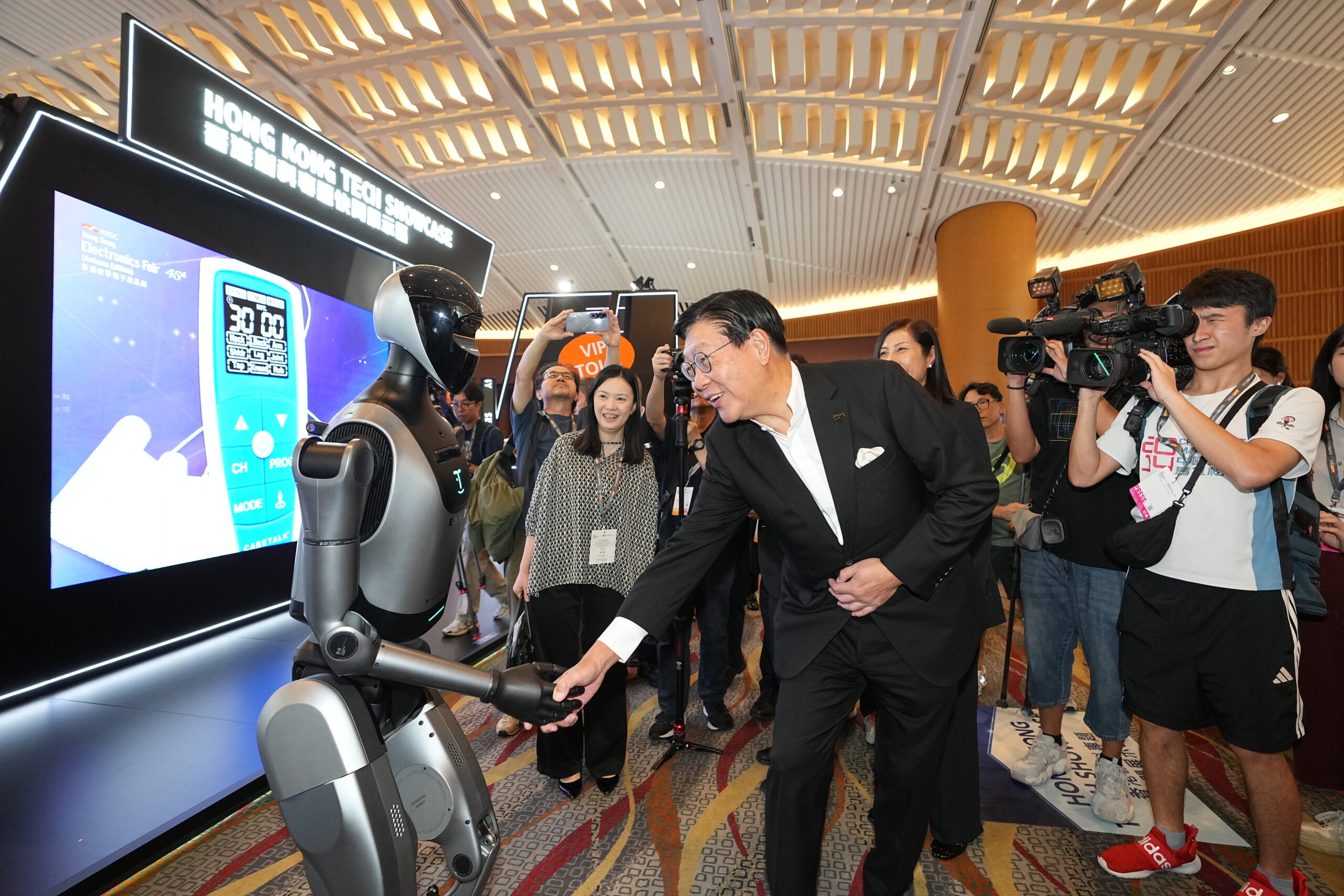 Hong Kong Electronics Fair 2025 Showcases AI & Robotics